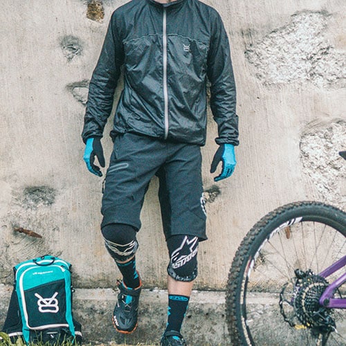 VTT | V8 Equipment